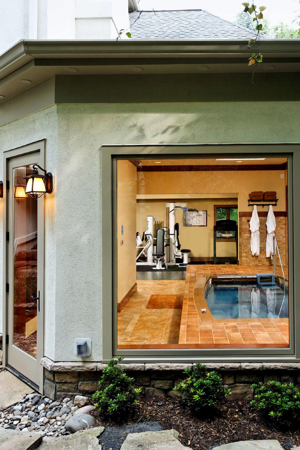 Indoor Pool + Gym - Sun Design