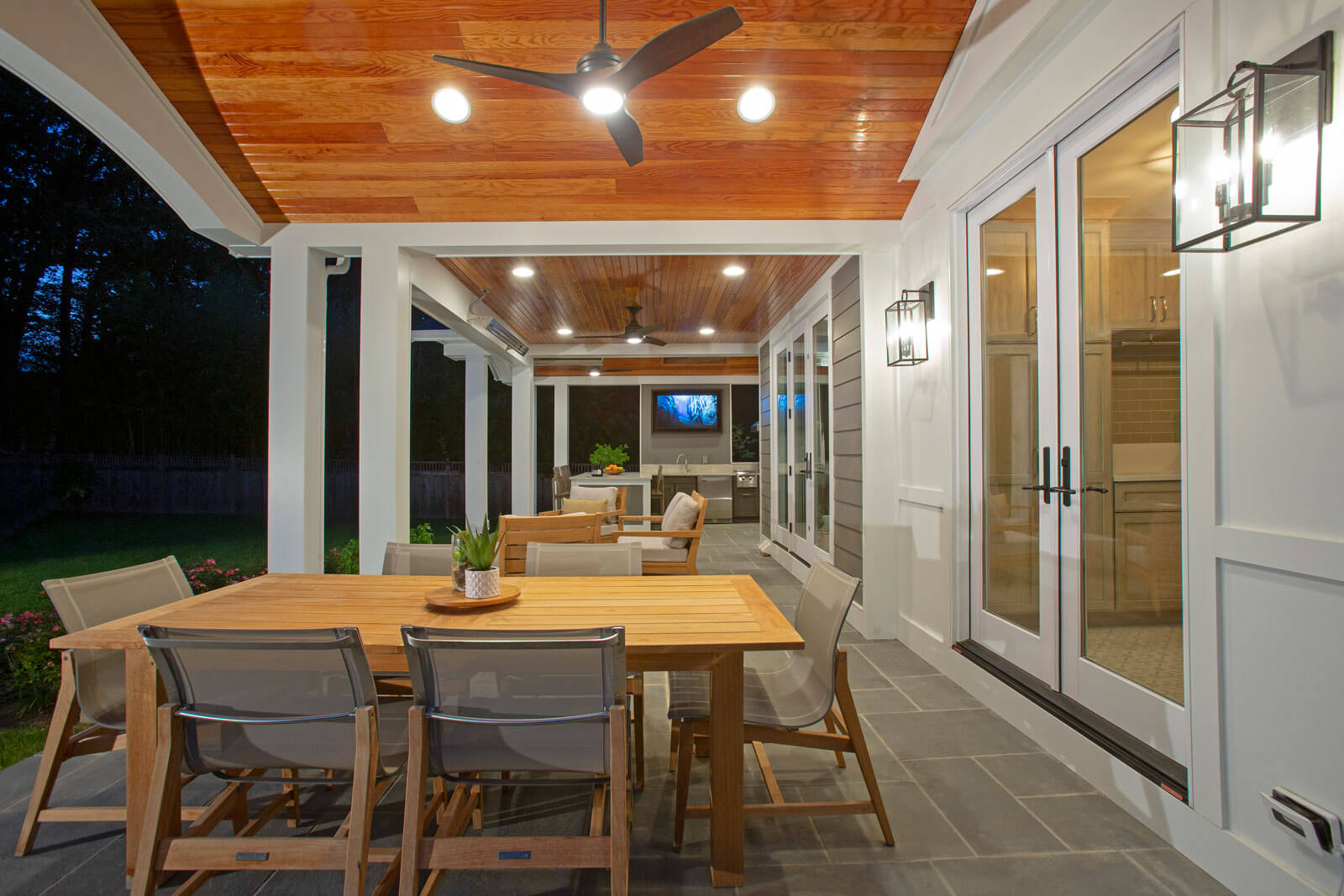 Rear Yard Connection for Parents - Sun Design