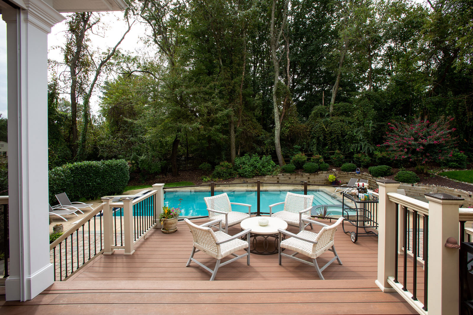 Poolside Overlook - Sun Design