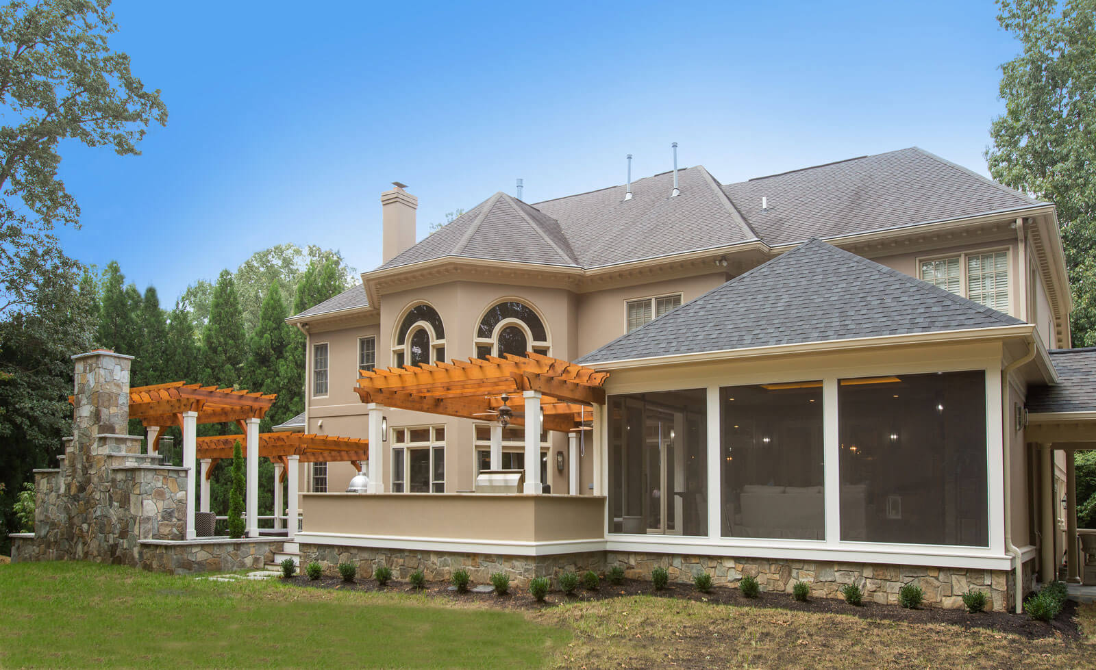 Bringing the Indoors Out - Sun Design